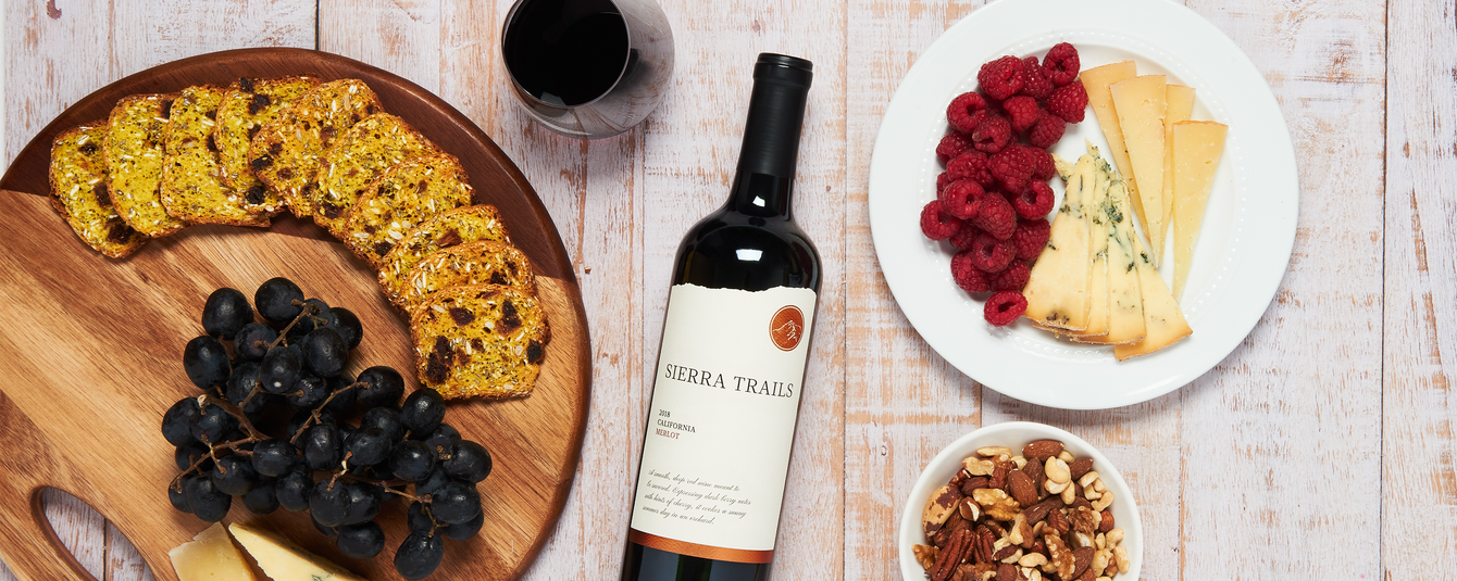 Dry Red Wine Explained: Taste, Food Pairings, How to Serve, Best Types ...